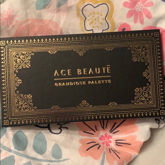 Ace Beaute | Makeup | 2 For 5 Ace Beaute Grandiose Eyeshadow Pallet ...